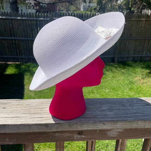 Vintage | Accessories | Vintage Arlin Kentucky Derby Multiway Hat White ...